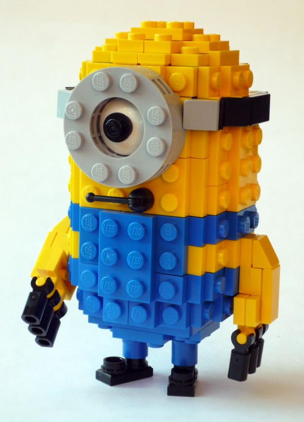 LEGO minions - HelloBricks
