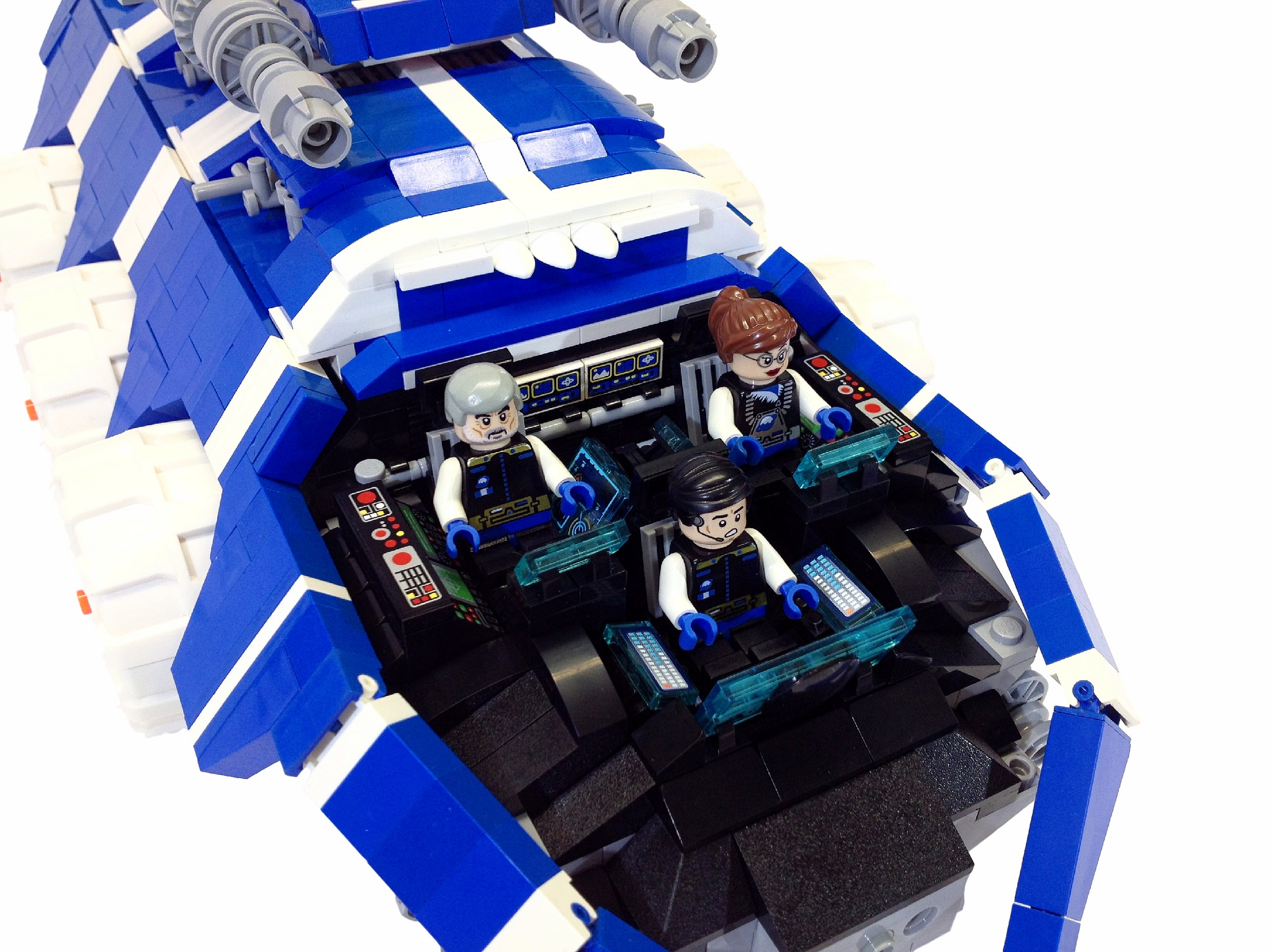 Ice Planet 2002 - HelloBricks