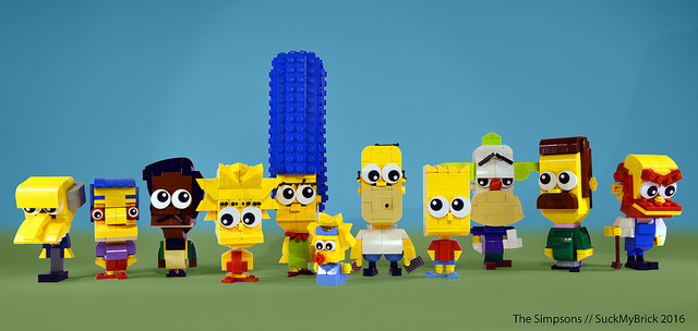 The Simpsons version brick-built - HelloBricks