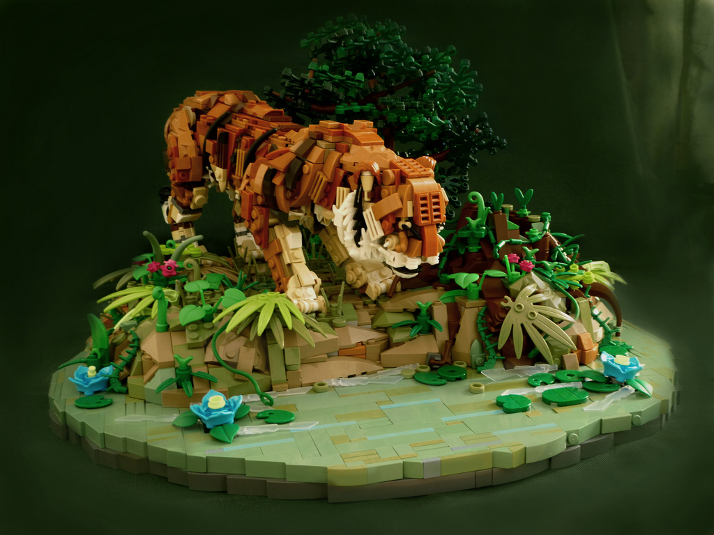 Eye of the Tiger - HelloBricks