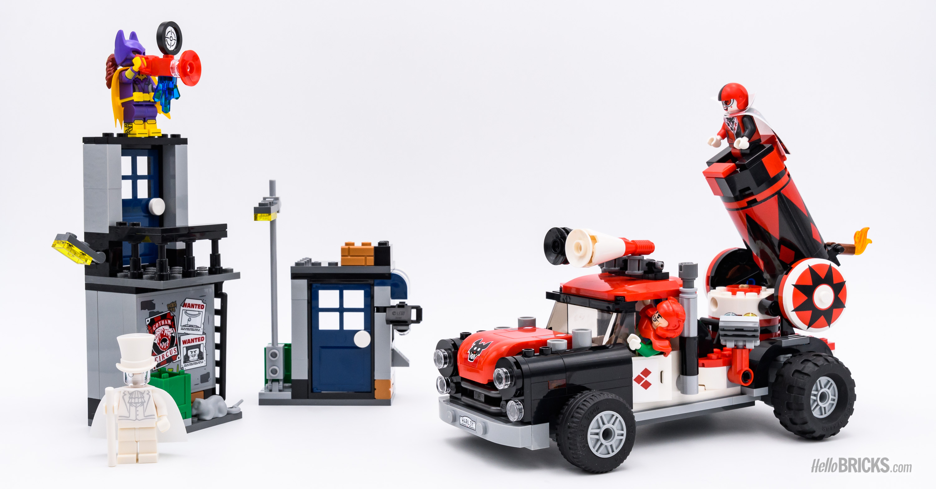 REVIEW LEGO 70921 Harley Quinn Cannonball Attack - HelloBricks