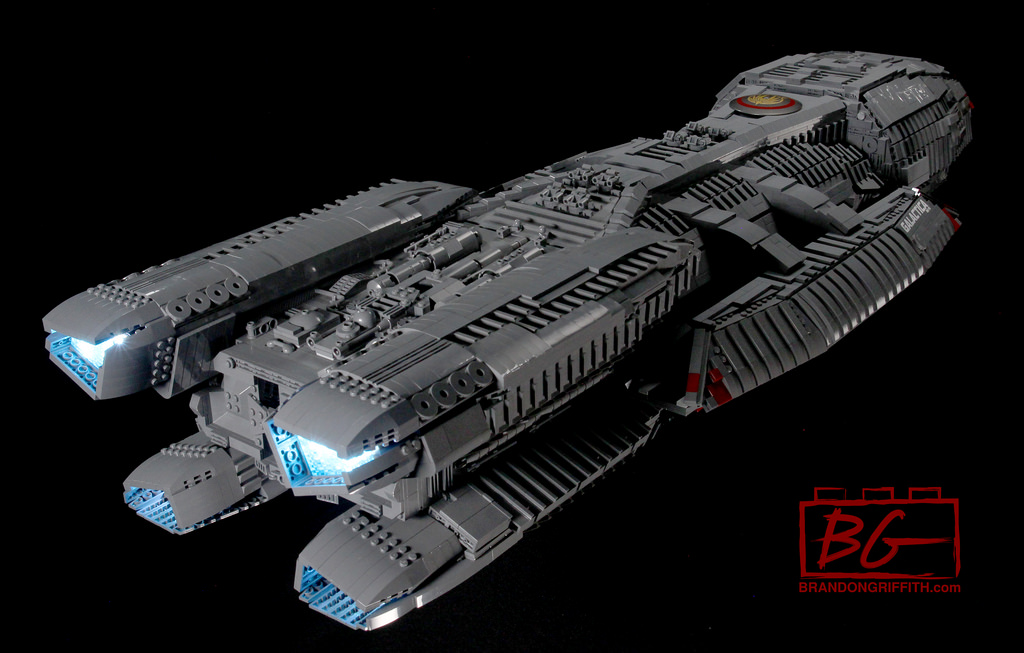Enorme Battlestar Galactica BSG 75 De 29000 Pi ces HelloBricks enorme-battlestar-galactica-bsg-75-de-29000-pi-ces-hellobricks
