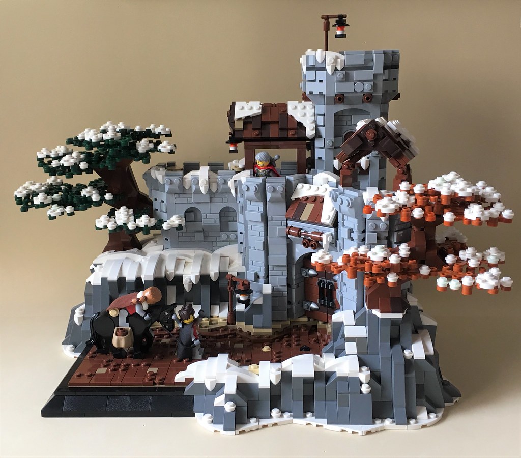 Svalg Keep, château enneigé - HelloBricks