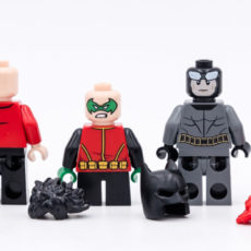 REVIEW LEGO 76122 Batcave Clayface Invasion - HelloBricks