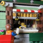 Modular Central Perk Corner Cafe - HelloBricks