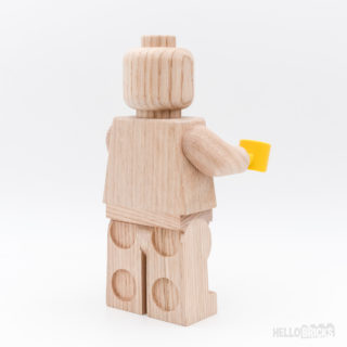 REVIEW LEGO Originals 853967 Wooden Minifigure - HelloBricks