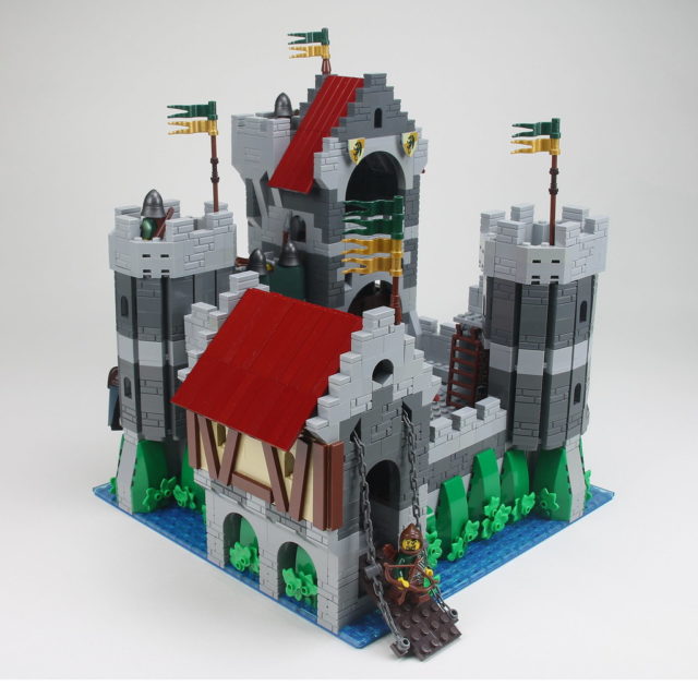 LEGO 6086 Black Knight's Castle revamp - HelloBricks