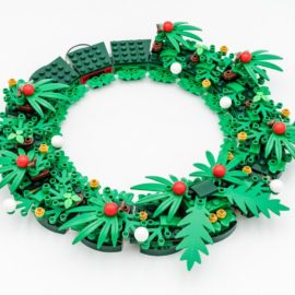 REVIEW LEGO 40426 Christmas Wreath 2-in-1 - HelloBricks
