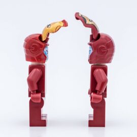 Review LEGO Marvel 76216 Iron Man Armory - HelloBricks