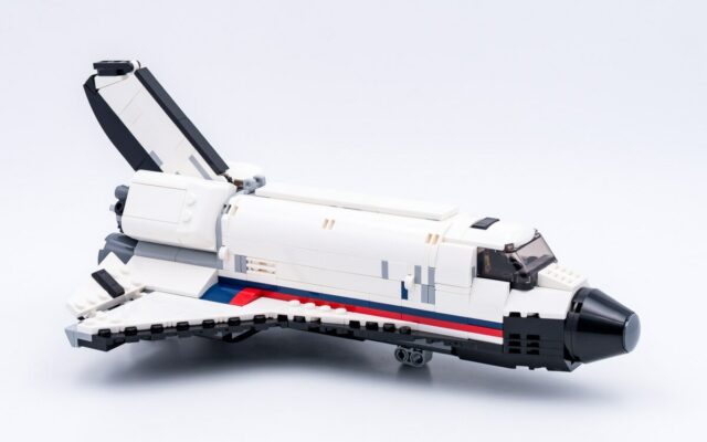 Review LEGO Creator 31117 Space Shuttle Adventure - HelloBricks