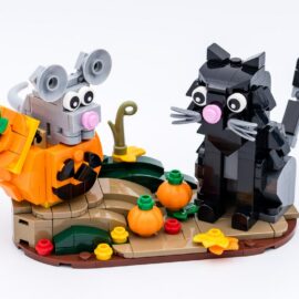 Review LEGO Seasonal 40570 Halloween Cat & Mouse - HelloBricks