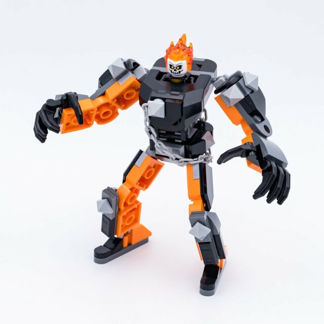 Review LEGO Marvel 76245 Ghost Rider Mech & Bike - HelloBricks