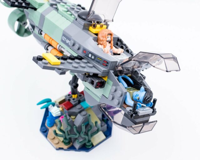 Review LEGO Avatar 75577 Mako Submarine - HelloBricks