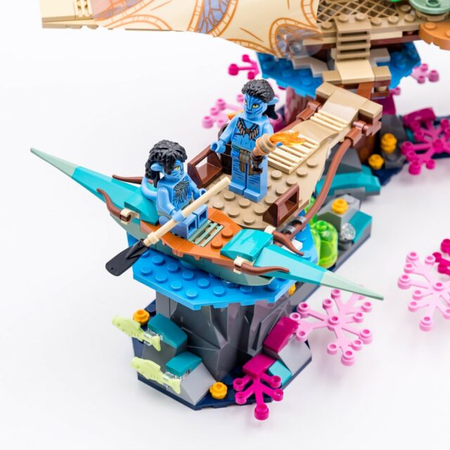 Review LEGO Avatar 75578 Metkayina Reef Home - HelloBricks