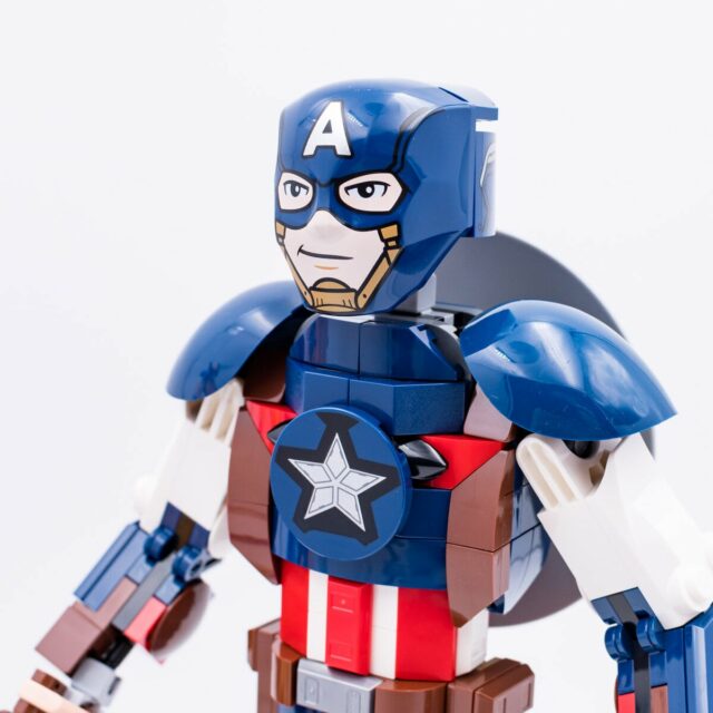 Review LEGO Marvel 76257 Wolverine & 76258 Captain America Construction Figures - HelloBricks