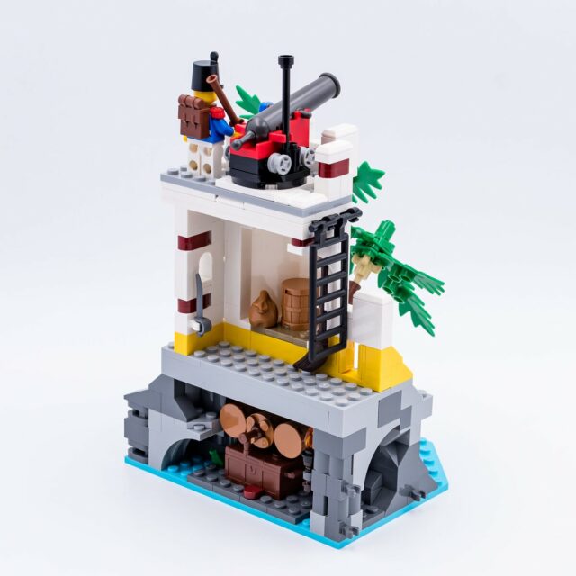 Review LEGO Icons 10320 Eldorado Fortress - HelloBricks