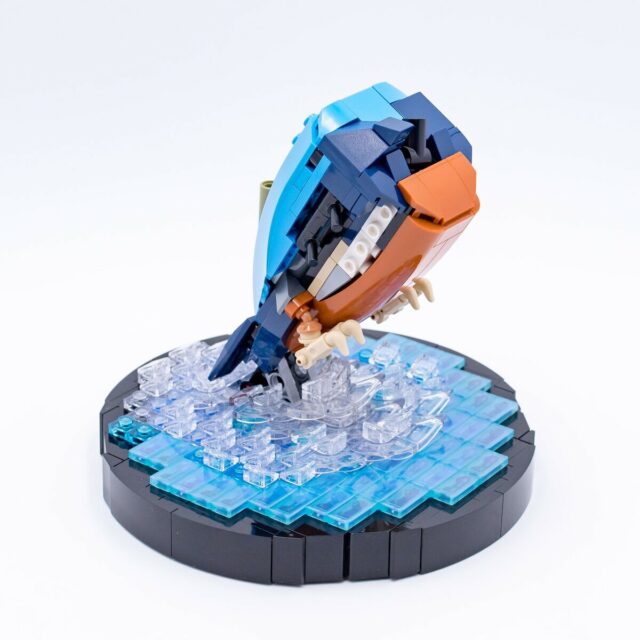 Review LEGO Icons 10331 Kingfisher Bird - HelloBricks