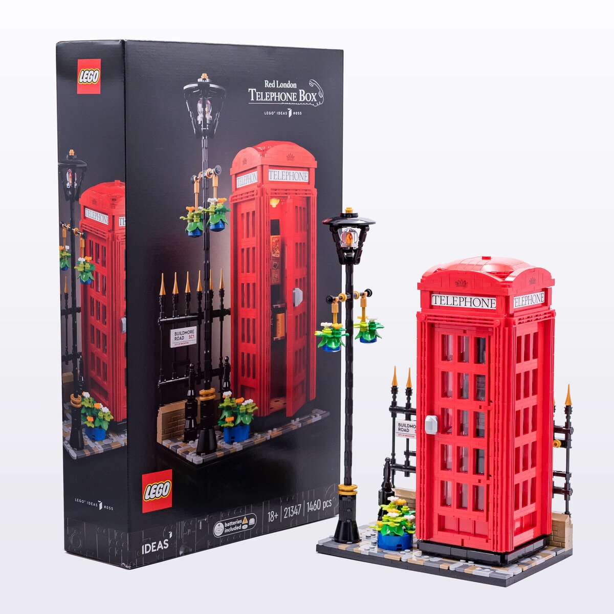 Review LEGO Ideas 21347 Red London Telephone Box - HelloBricks