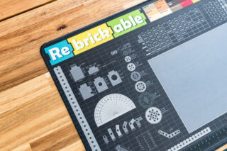 Review RebrickMat LEGO Building Mat, le tapis de montage Rebrickable ...