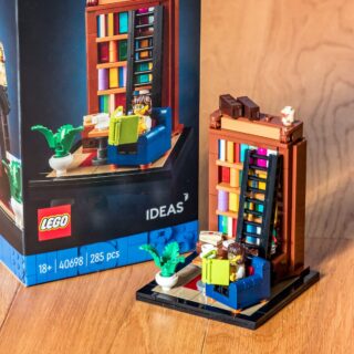 Review LEGO Ideas 40698 Books Are My Passion - HelloBricks