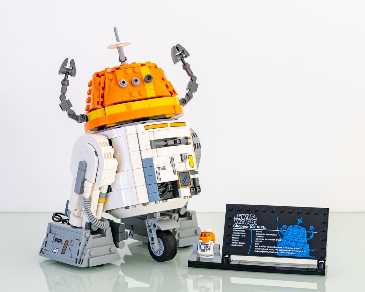 Review LEGO Star Wars 75416 Chopper (C1-10P) Astromech Droid - HelloBricks