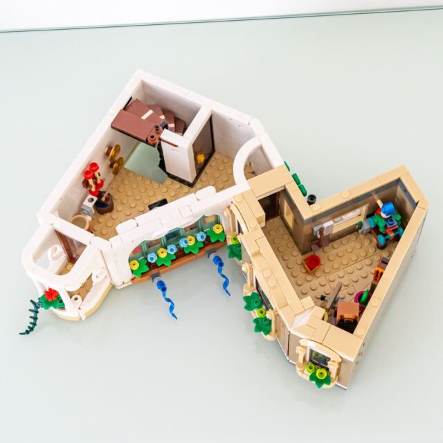 Review LEGO Icons 11371 Shopping Street : le Modular 2026 - HelloBricks